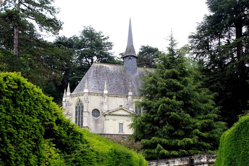 La collégiale Notre Dame d’Ussé La collégiale Notre Dame d’Ussé